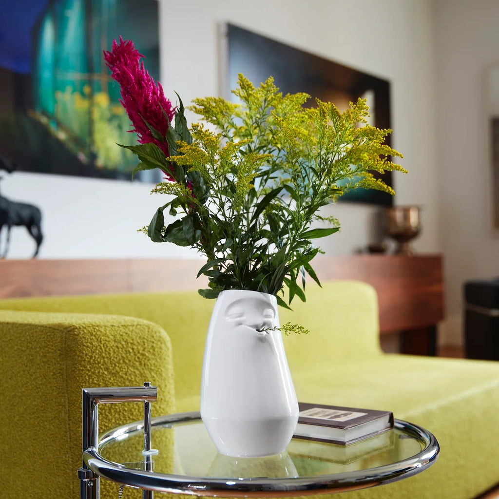 Porcelain Tall Flower Vase, Laid-Back Face – Speranza Design Gallery